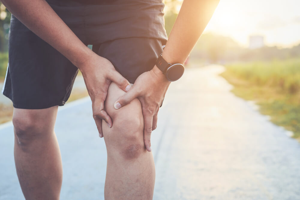 Could your tight hamstrings be causing your knee pain?