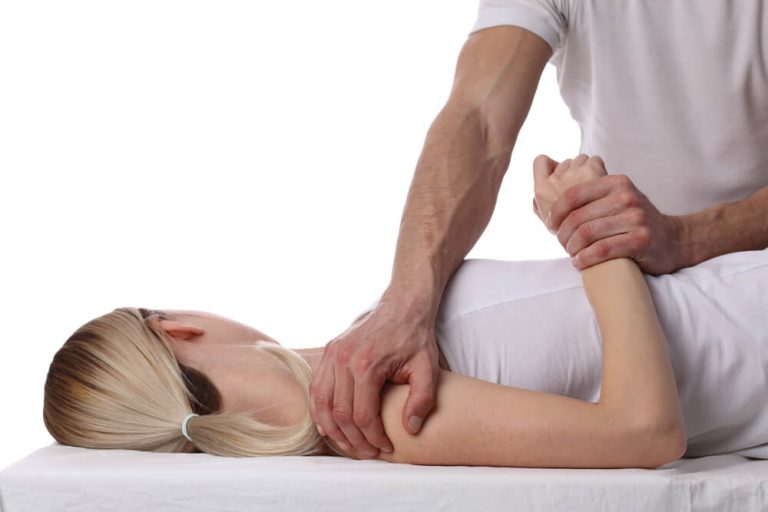 Neck Pain When Looking Up | Causes | Armor Physical Therapy